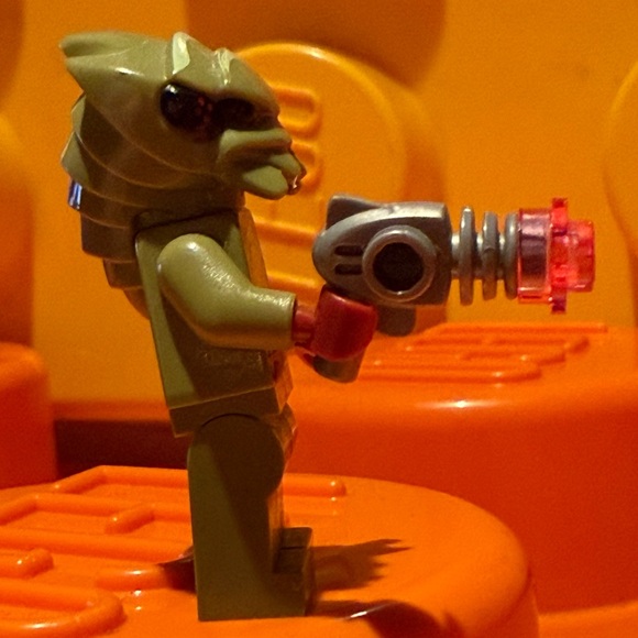 Lego | Toys | Lego Space Alien Buggoid Minifigure | Poshmark